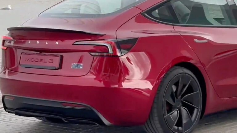 Ecco la nuova Tesla Model 3 Performance: Video spia in alta risoluzione ...